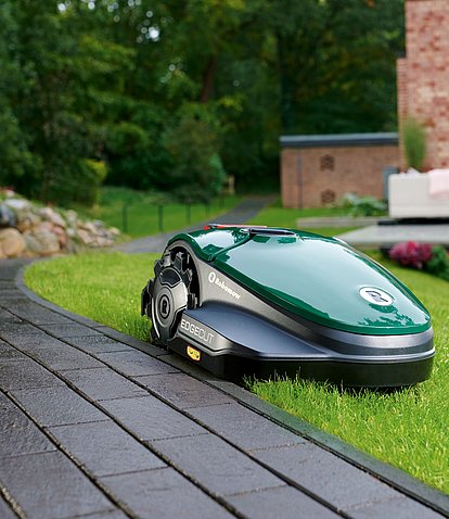 International | Robomow